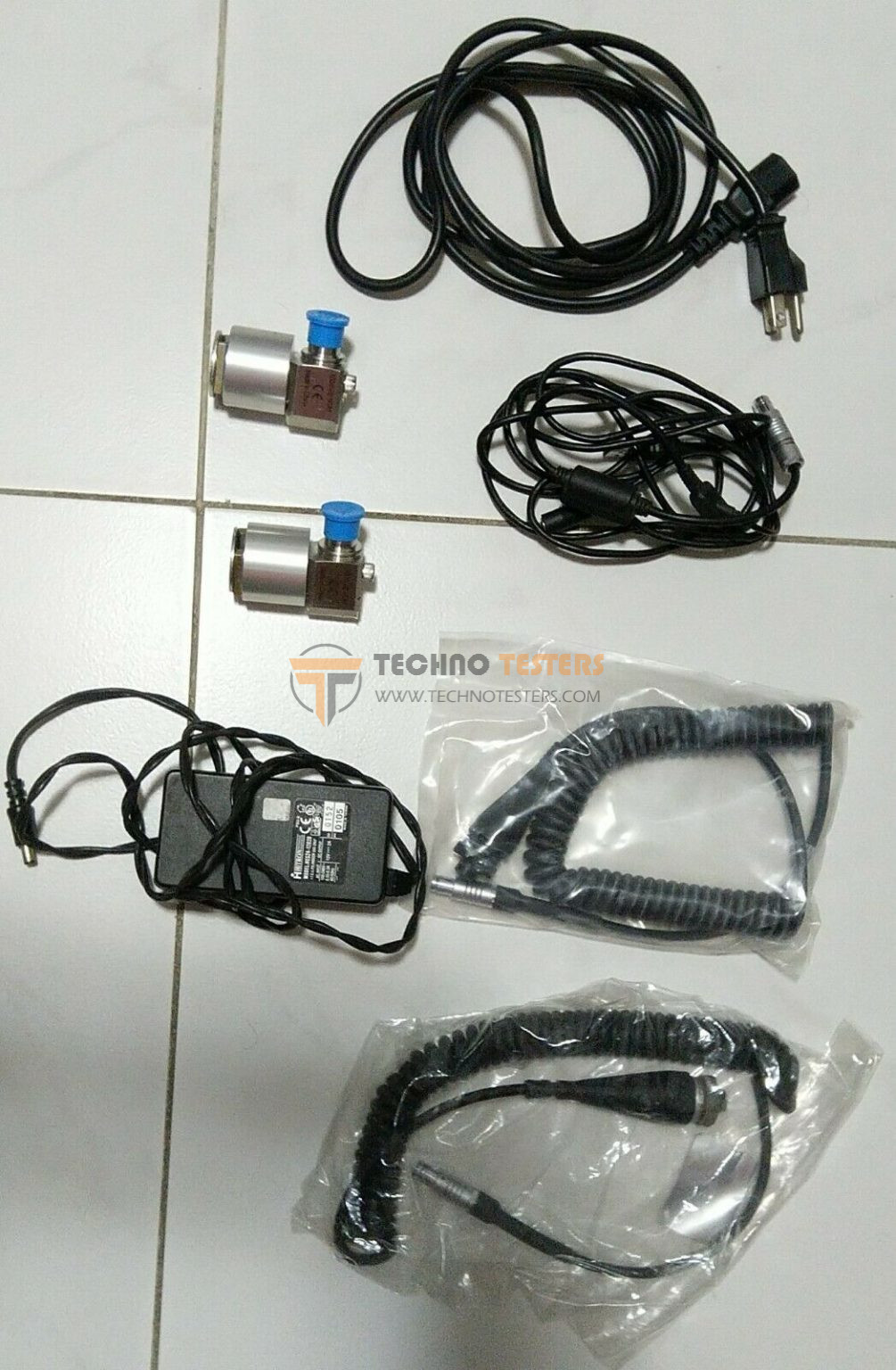 SKF Microlog CMXA 70 Vibration Analyzer - Techno Testers
