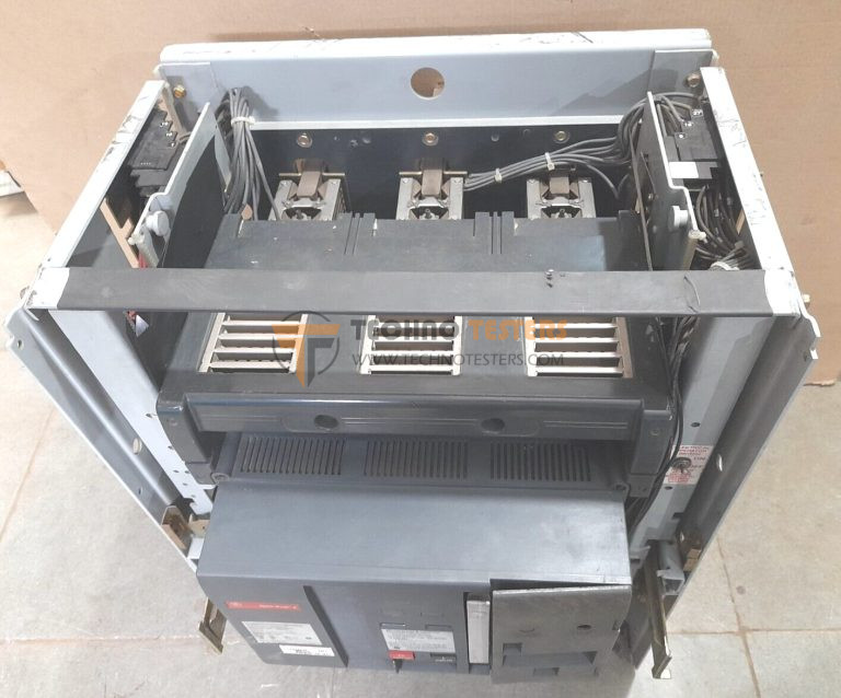 Used GE SHD30D330 Circuit Breaker 3000A Frame Rating For Sale - Techno ...